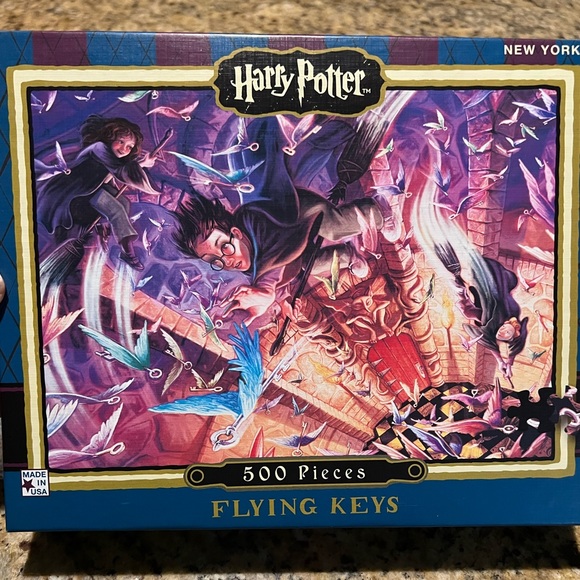 Warner Bros. | Toys | Warner Bros Harry Potter Flying Keys Puzzle ...